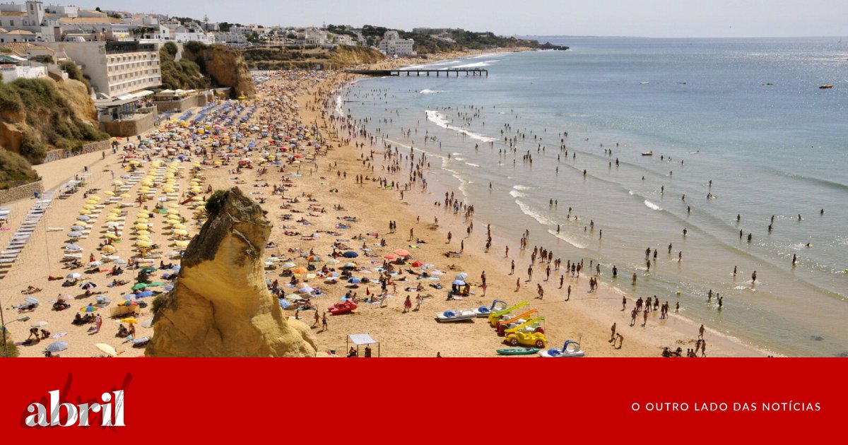 Turismo de vento em popa no início de 2016 | AbrilAbril